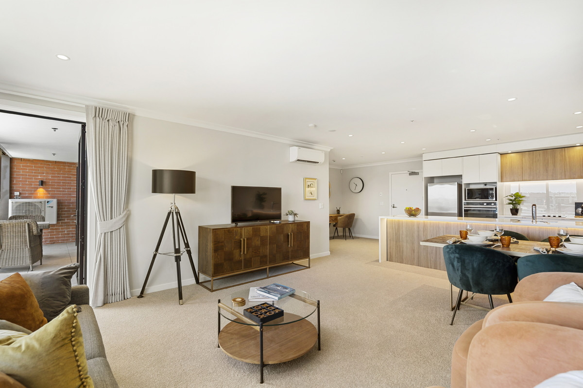 Afternoon sun delight - Miriam Corban Retirement Village