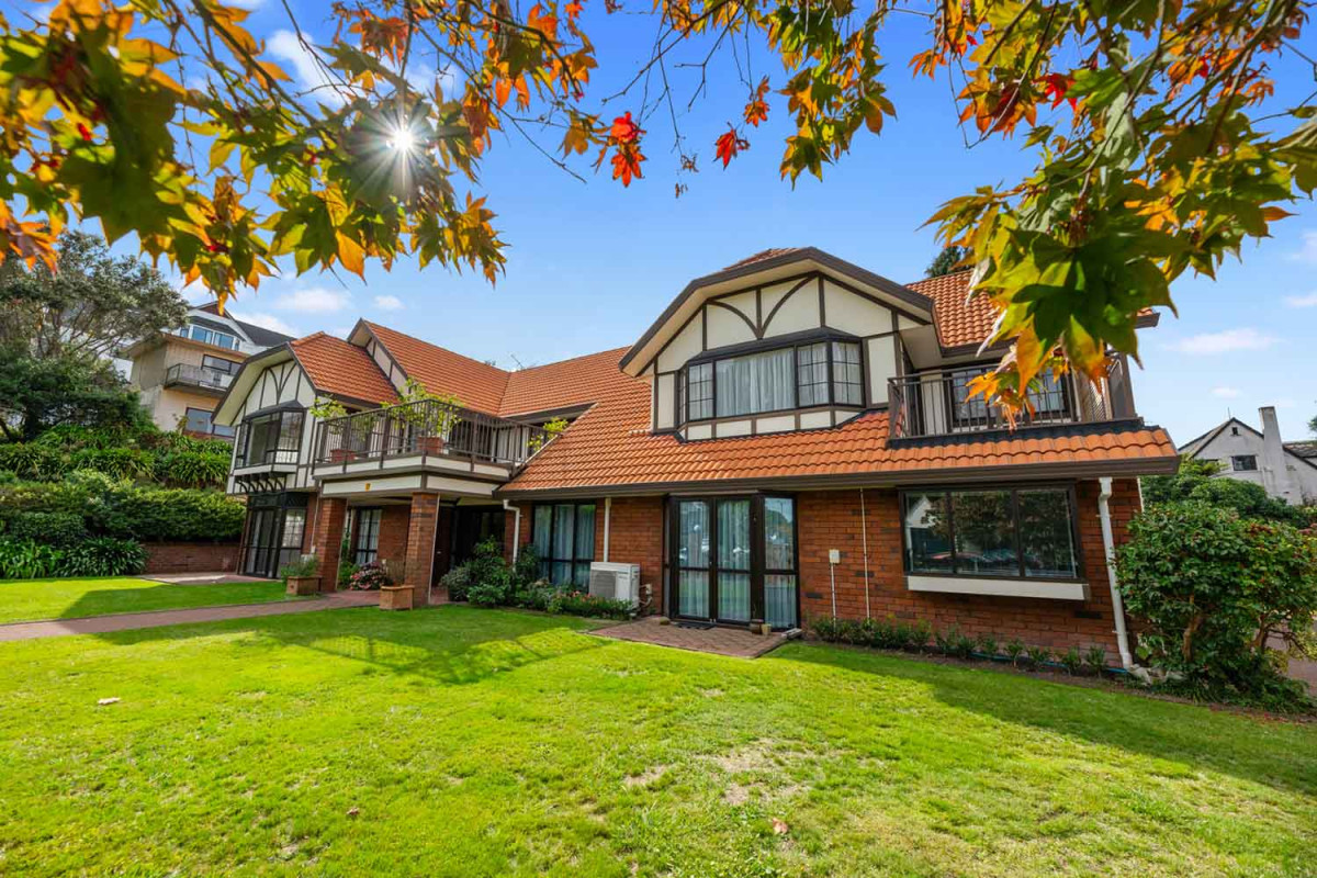 Bupa Cedar Manor - two bedroom villa - Bupa Cedar Manor Retirement Village