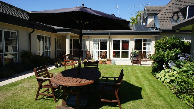 Albarosa Rest Home | Rest Home | Village Guide