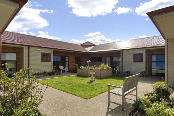 Royal Oak Rest Home | Rest Home | Village Guide