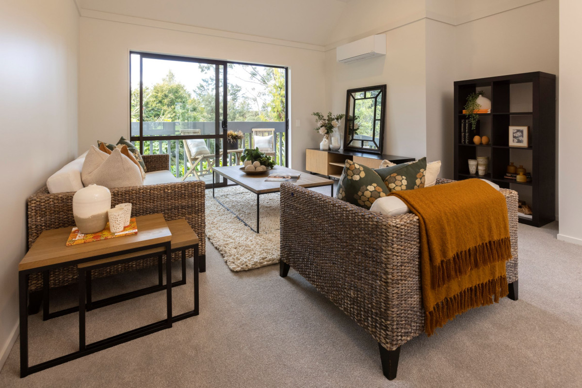 LIGHT & BRIGHT - Crestwood Village - Metlifecare