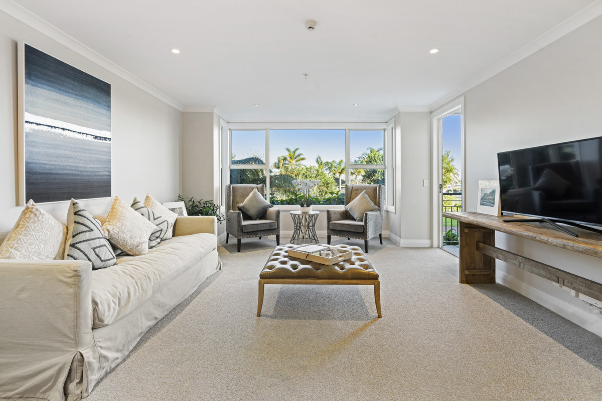 Indoor-outdoor flow - Evelyn Page Retirement Village